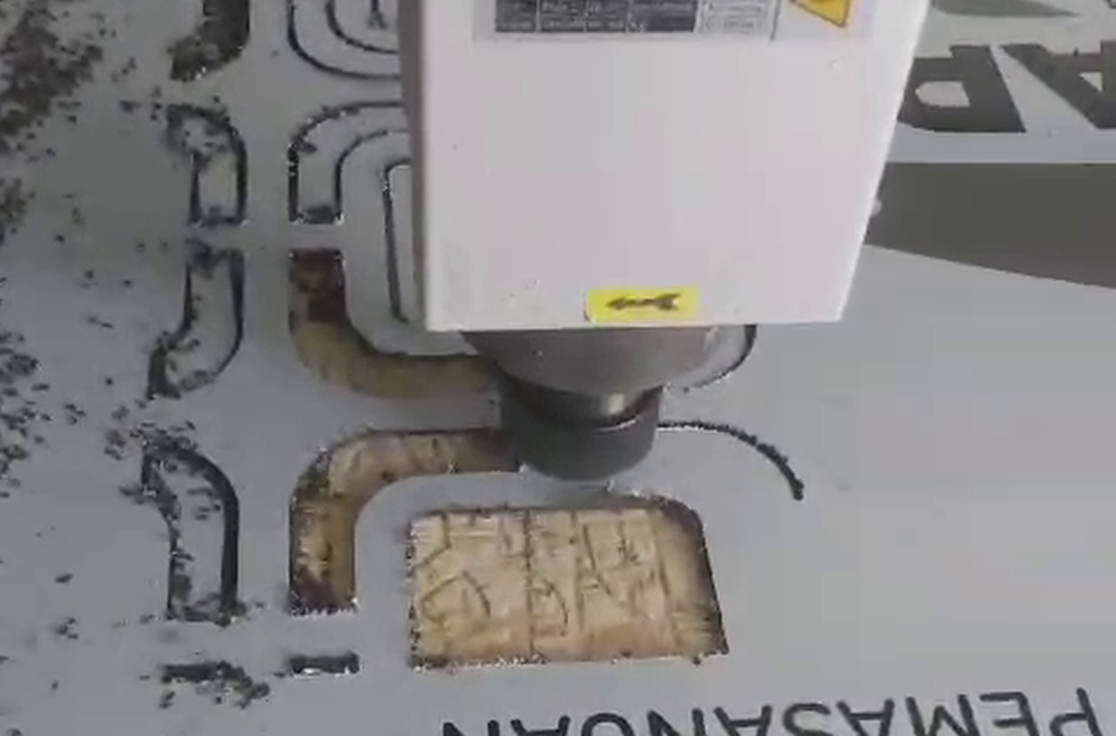 Harga Jasa Laser Cutting ACP - Biaya Potong ACP Interior & Exterior